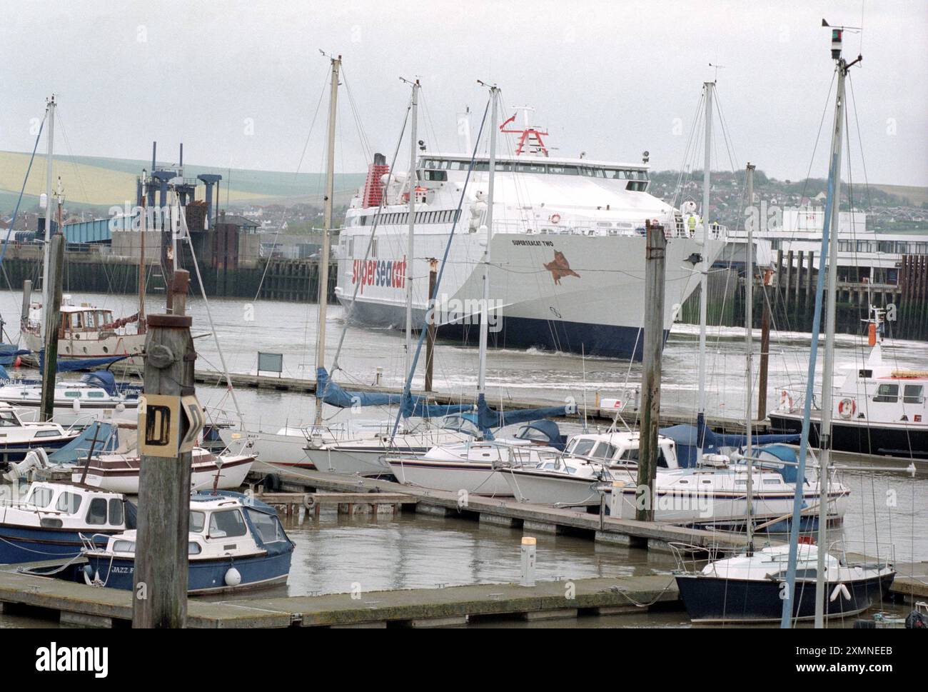 Newhaven ferry hi-res stock photography and images - Alamy
