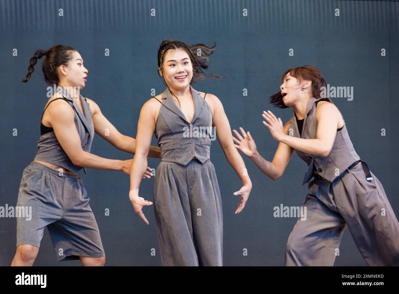 Paris, France. 28th July, 2024. The impressive girls of Eye Catching Circus, MEI Chih-Ling, LAN ...