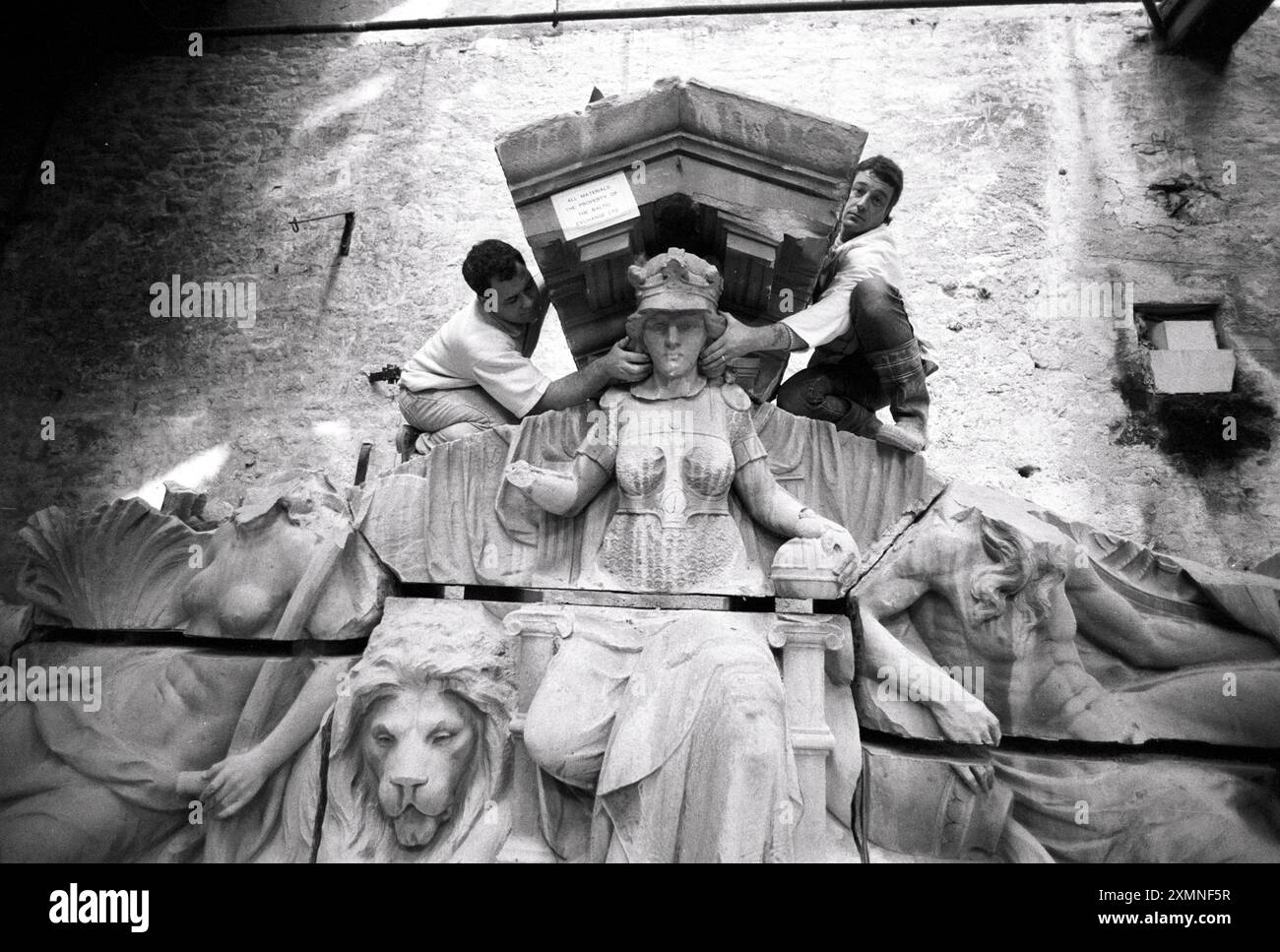 Roger mason hi-res stock photography and images - Alamy