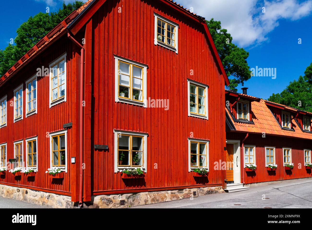 Wooden building at corner of kv hamlegarden hi-res stock photography ...