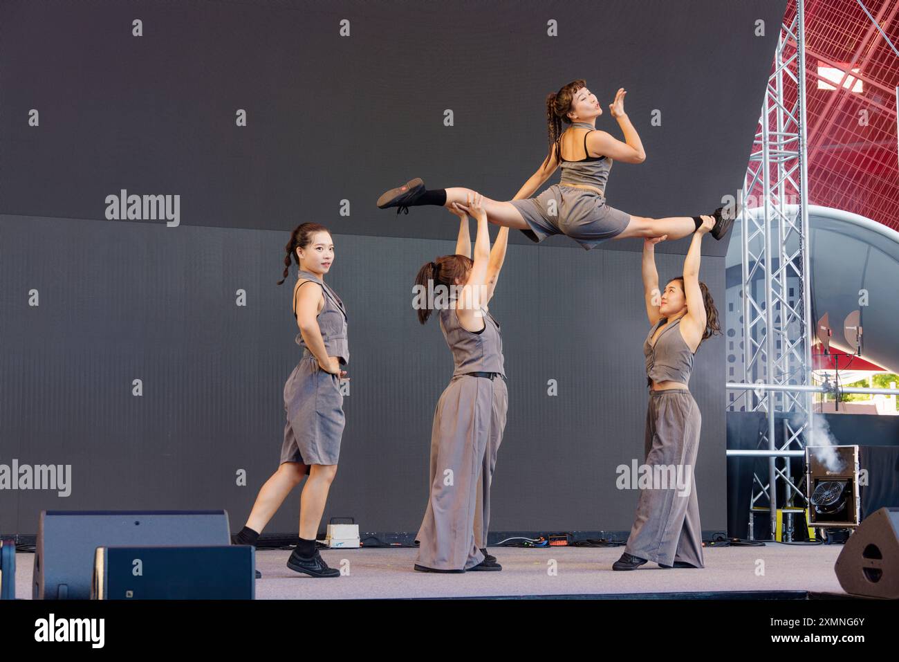 Liao yun hi-res stock photography and images - Alamy