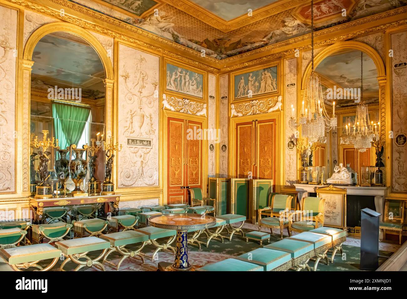 Inside Chateau de Fontainebleau, Ile-de-France, France Stock Photo - Alamy