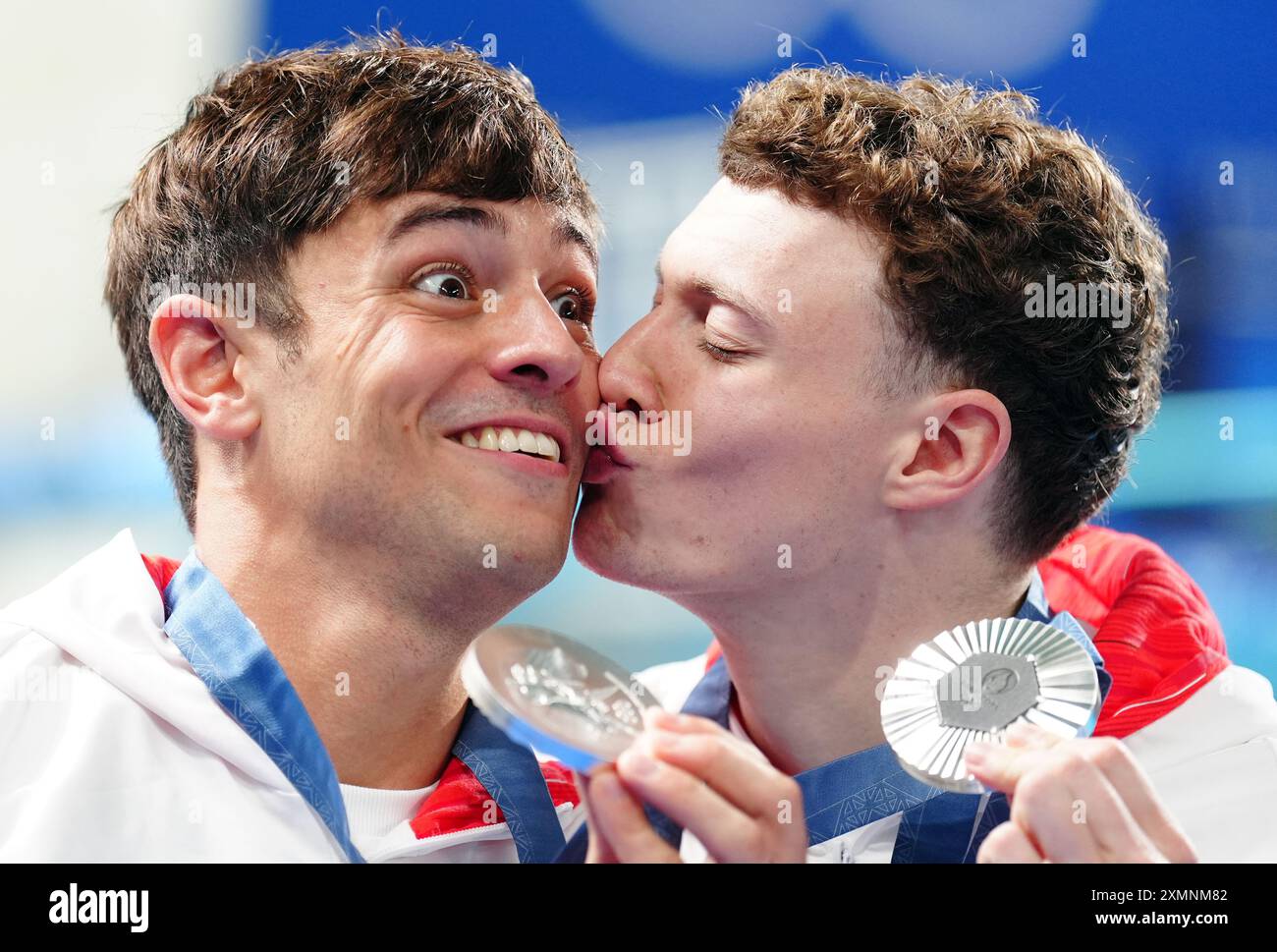 Great Britain's Tom Daley and Noah Williams with their silver medals ...