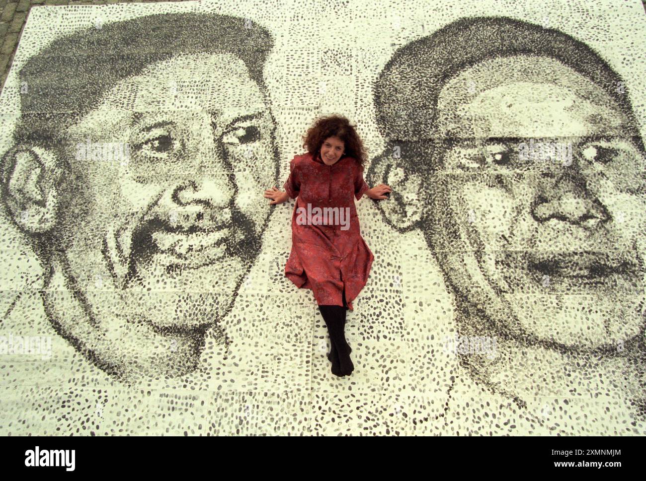 Body Shop founder Anita Roddick and artist Chris Robinson, October 1998 ...