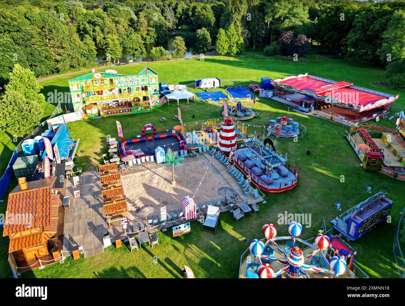Calderstones park beach fun fair hi-res stock photography and images ...