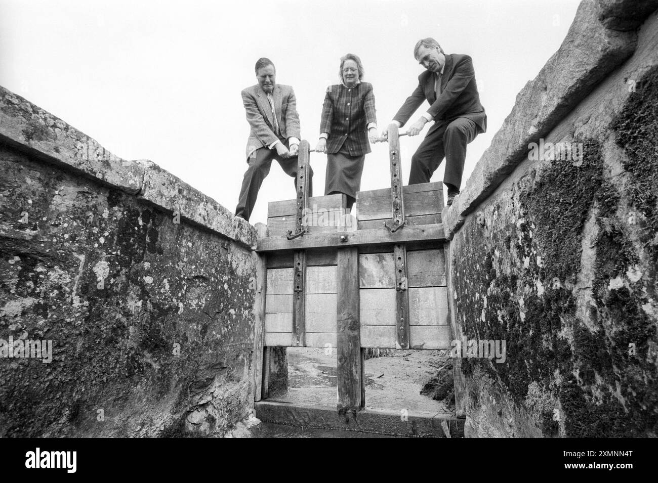 New sluice gate Black and White Stock Photos & Images - Alamy