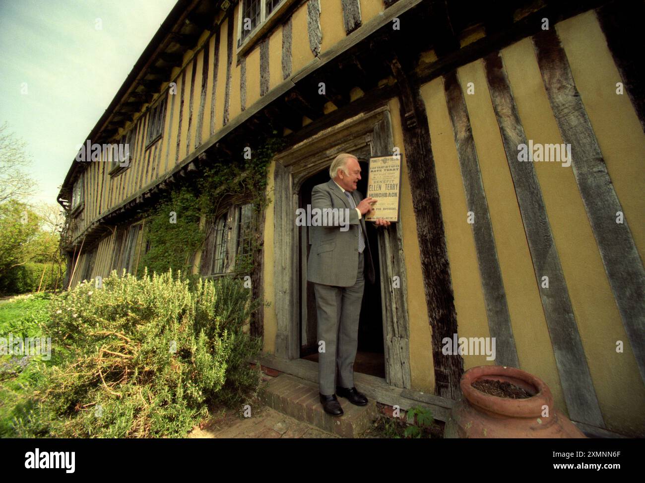 Actor Donald Sinden at Smallhythe Place near Tenterden, Kent, former ...
