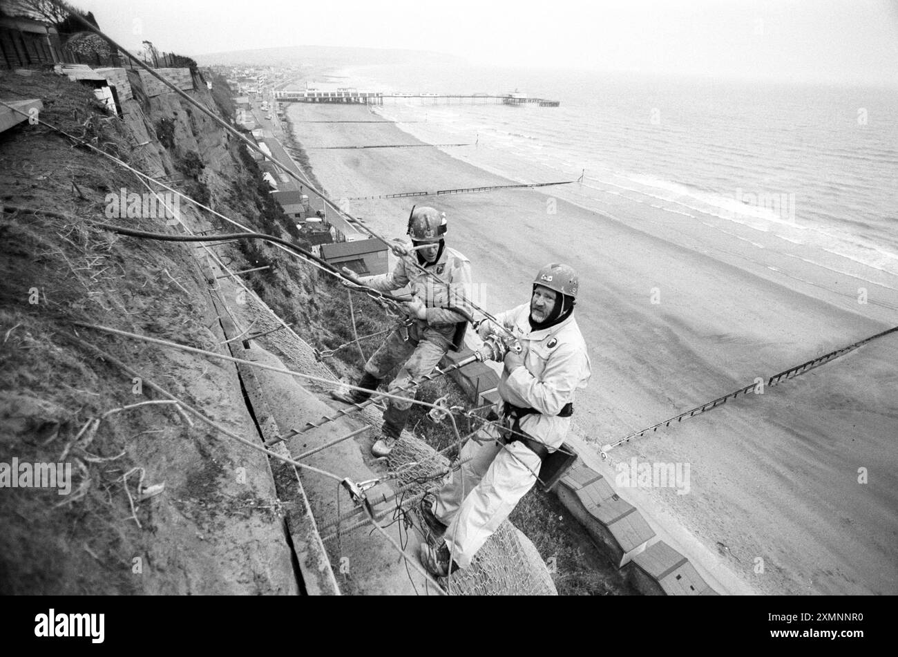 Abseiling Cliff 30 January 1992 Picture by Roger Bamber Stock Photo - Alamy
