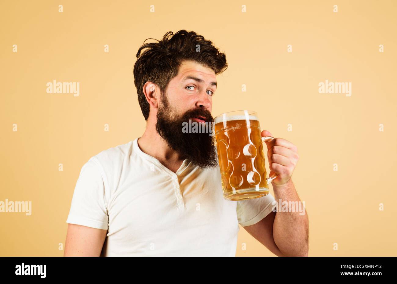 Man drinking glass cider hi-res stock photography and images - Alamy