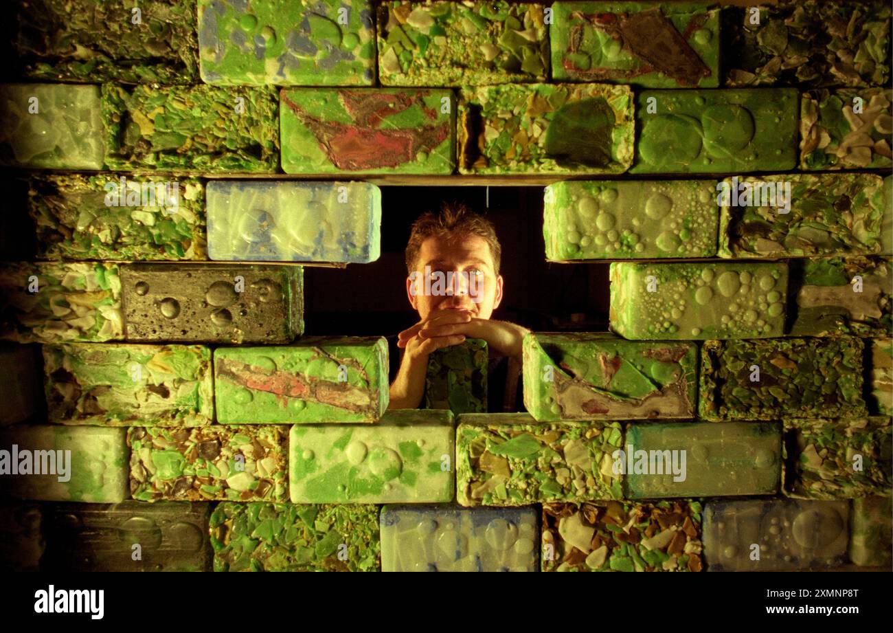 Glass Brick Wall by sculptor David Watson1 December 1995 David Watson ...
