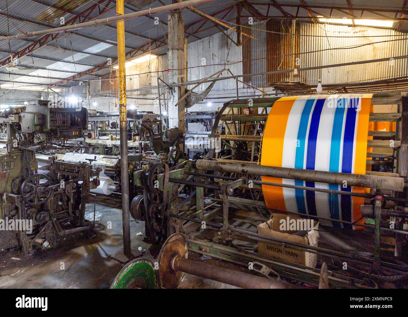 Textile factory looms, Dhaka Division, Rupganj, Bangladesh Stock Photo ...