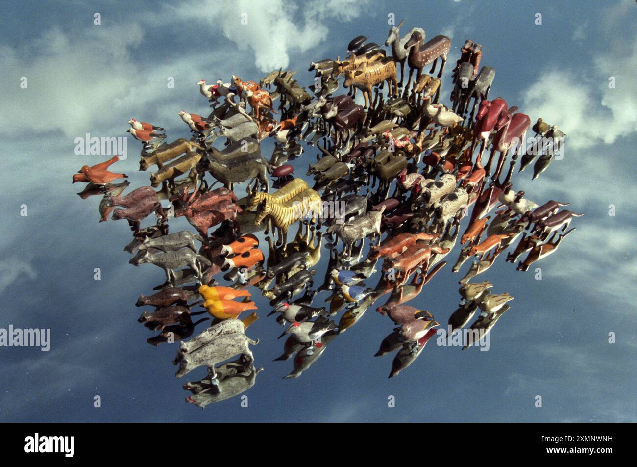 Two animals noah's ark hi-res stock photography and images - Alamy