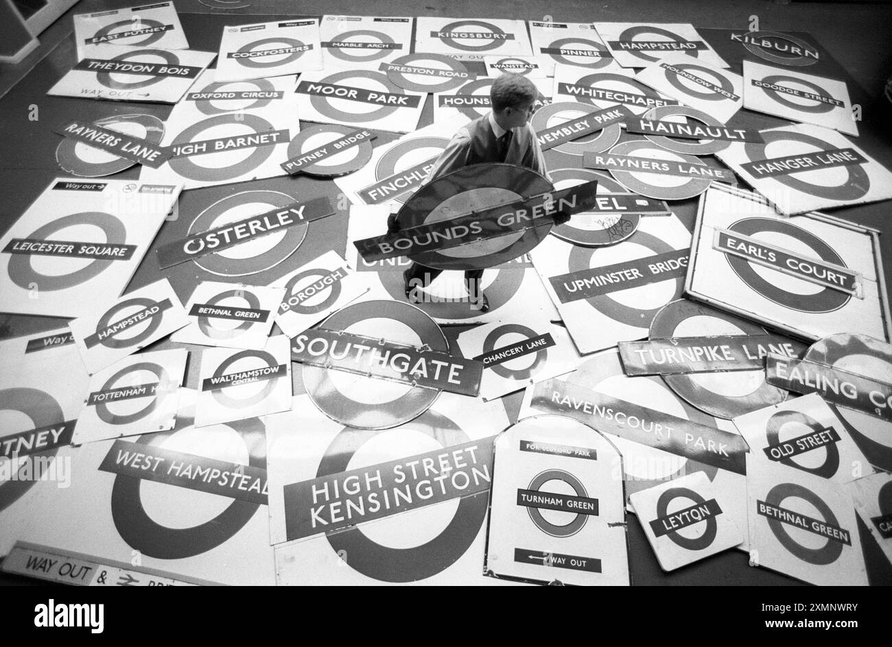 Underground Signs 13 September 1994 Picture by Roger Bamber Stock Photo ...