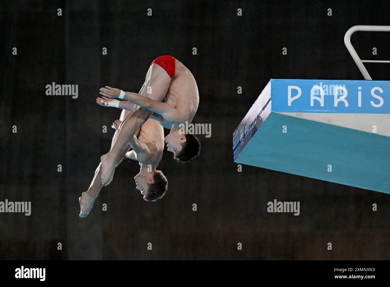 Paris july lian junjie yang hao hi-res stock photography and images - Alamy