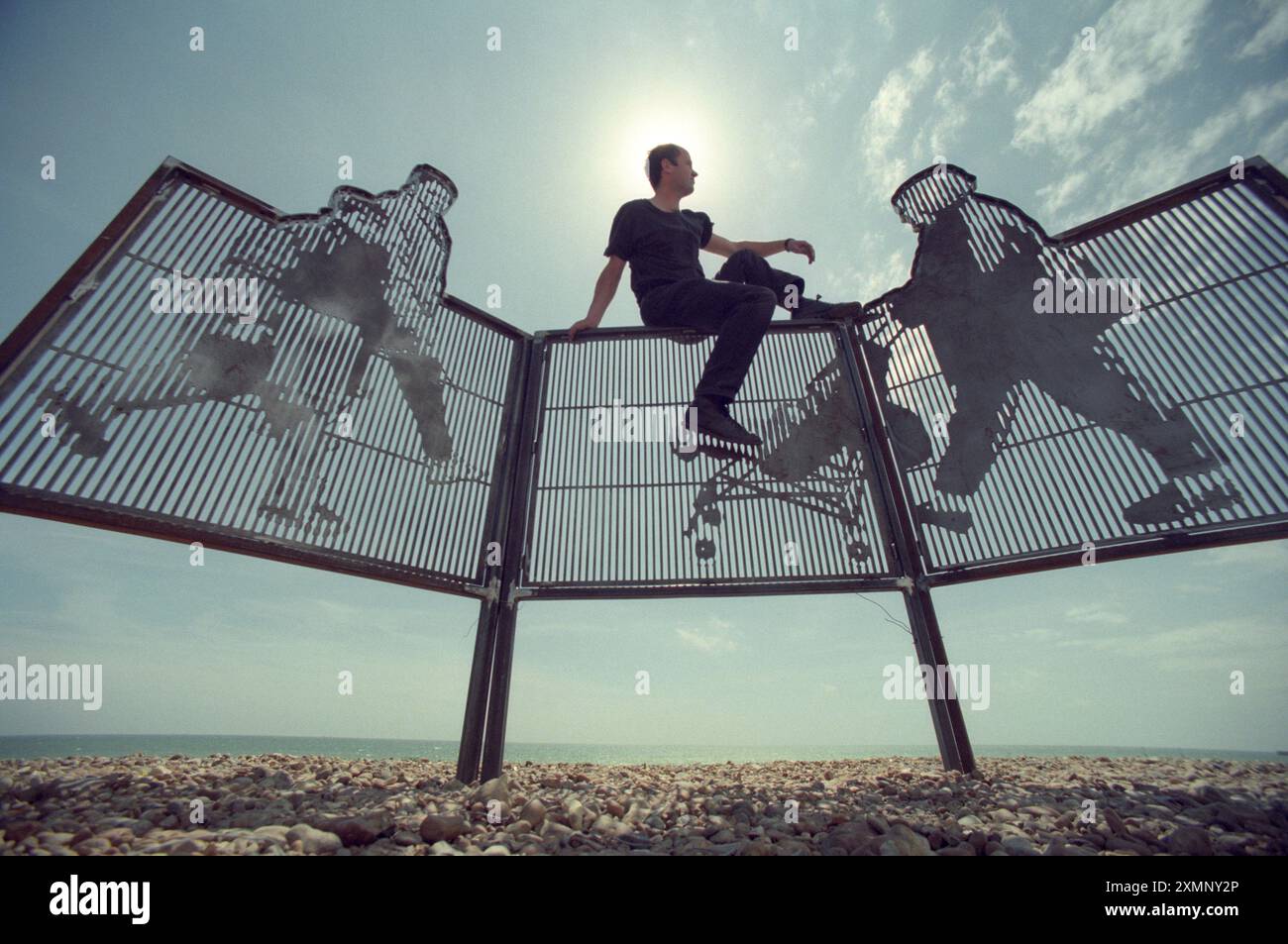 Wimbledon Fences Bruce Williams 28 July 1998 Picture by Roger Bamber ...