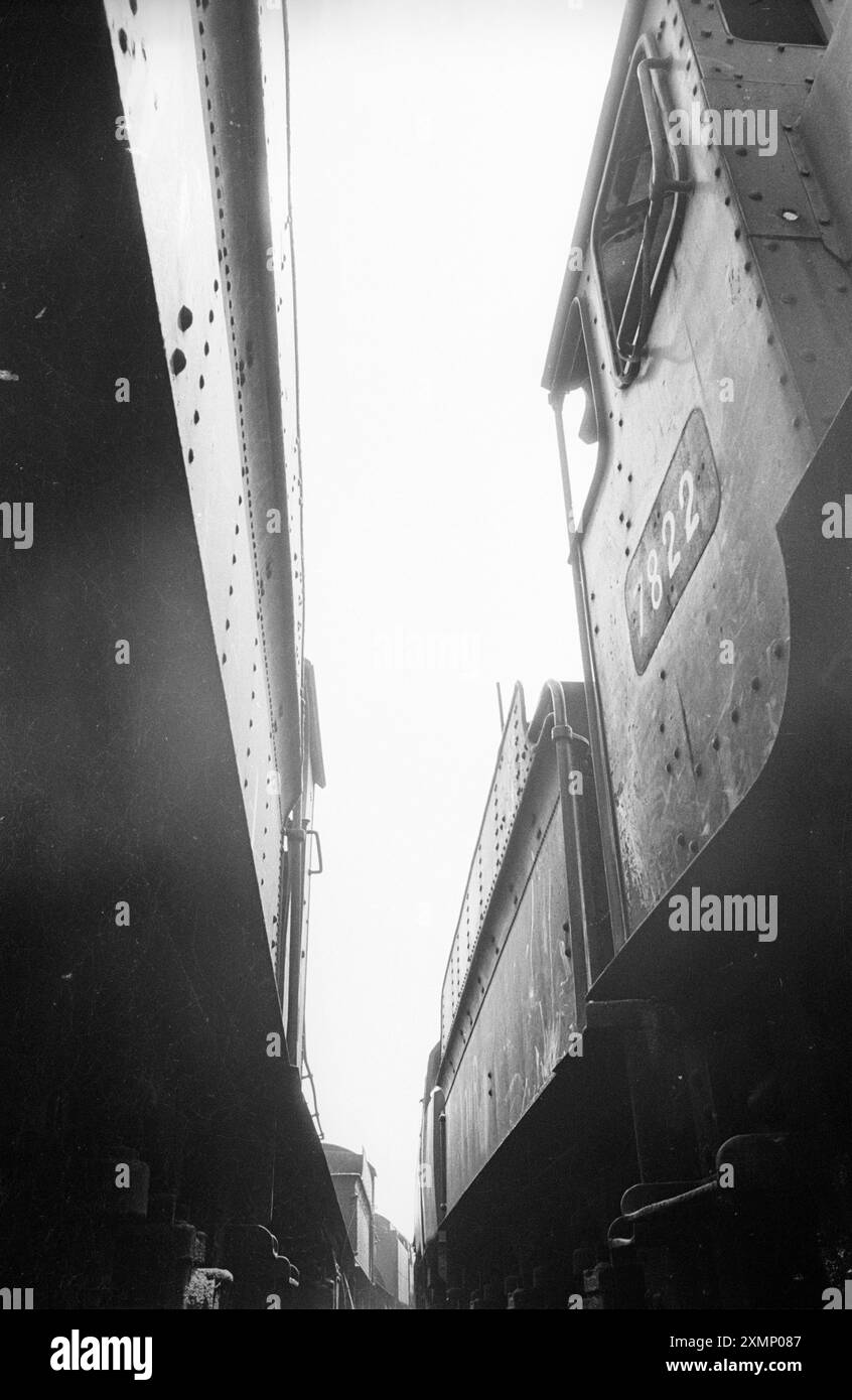 Barry Scrapyard ( A ) with withdrawn British Rail locomotives Stock ...
