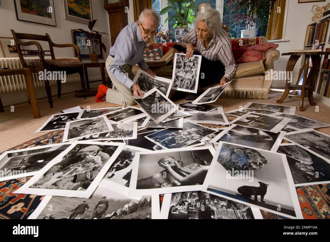 Grace Robertson and Thurston Hopkins, Picture Post photographers, with ...