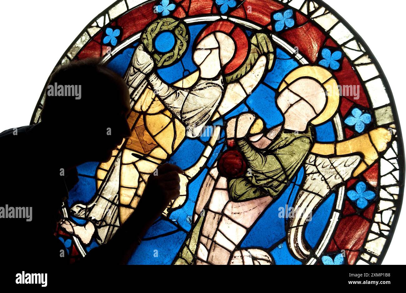 Stained glass roundel hi-res stock photography and images - Alamy