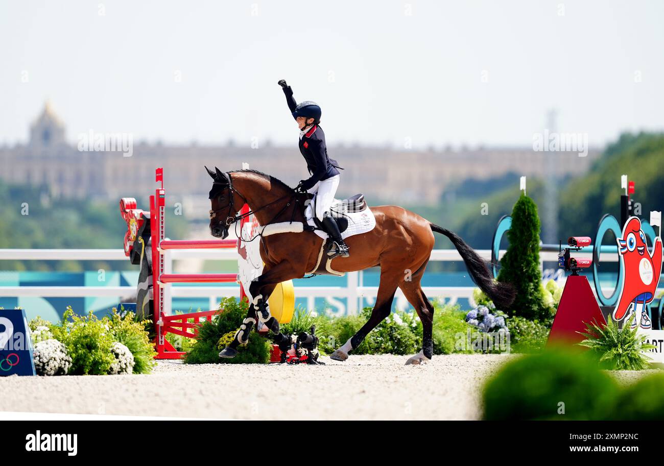 Great Britain's Laura Collett aboard London 52 celebrates following the ...