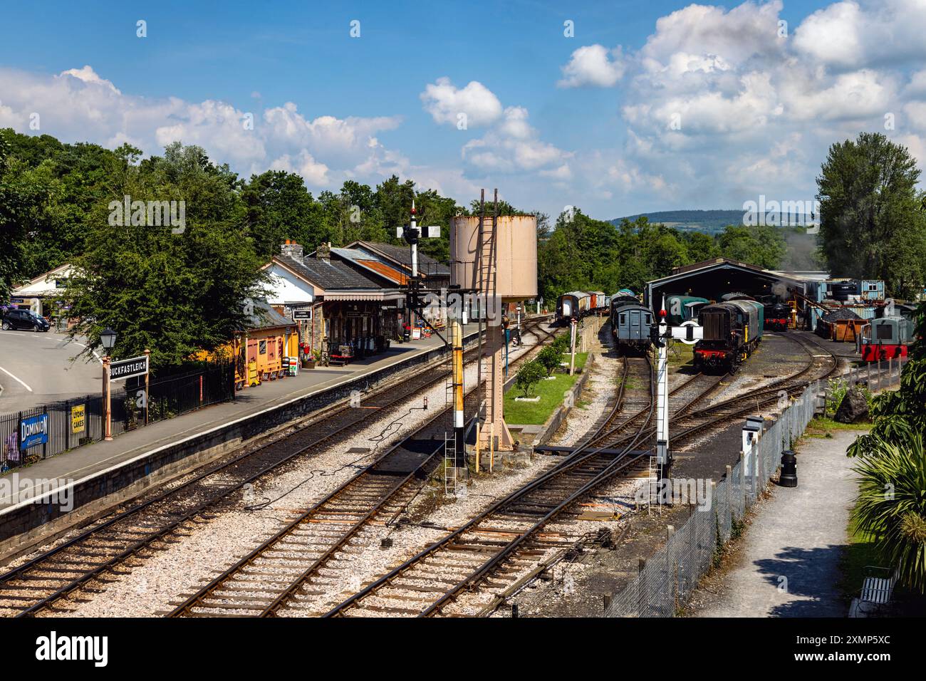 Buckfastleigh Station on the South Devon Railway heritage line, Devon ...