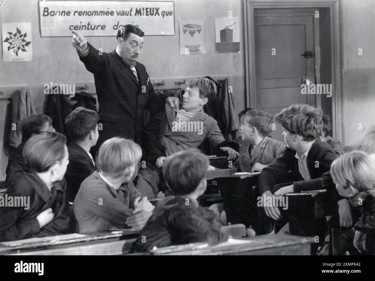 Topaze Year: 1951 - France Fernandel Director: Marcel Pagnol Stock ...