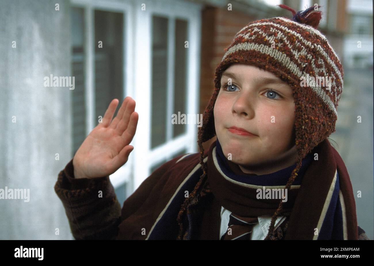 About a boy film 2002 hi-res stock photography and images - Alamy