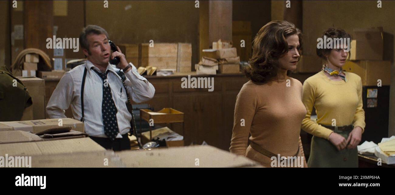 Assault on Precinct 13 Year : 1976 USA Director : John Carpenter ...