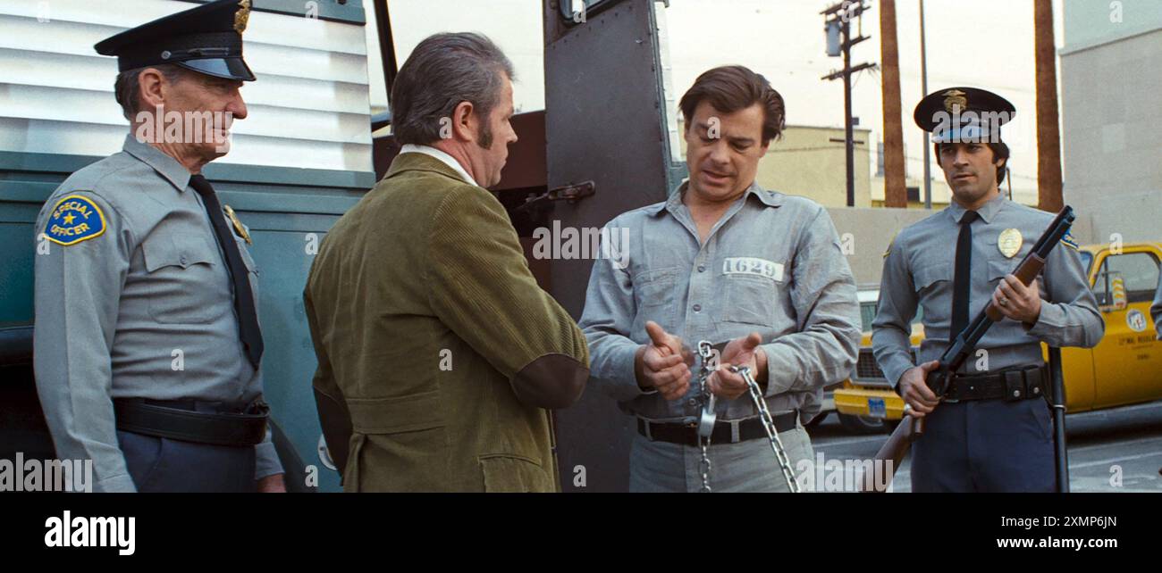 Assault on precinct 13 Year : 1976 USA Director : John Carpenter Gilman Rankin, Charles Cyphers ...