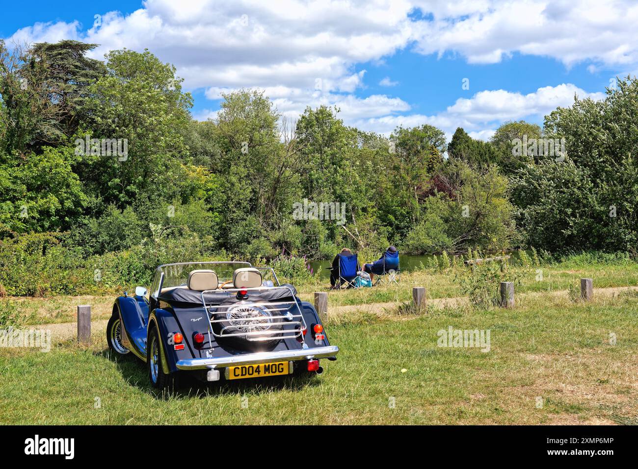 Classic open top sports car hi-res stock photography and images - Alamy