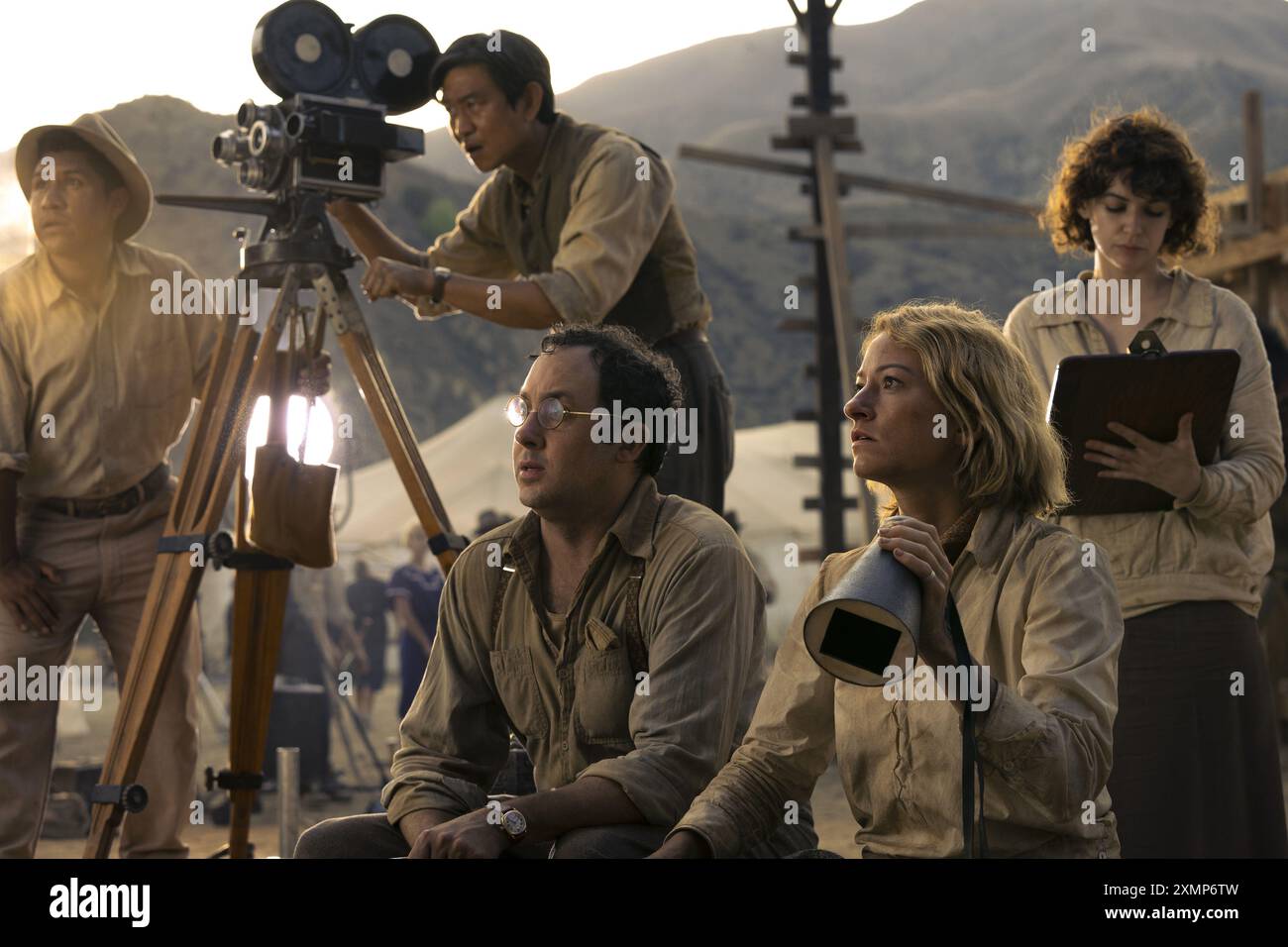 Babylon Year : 2022 USA Director : Damien Chazelle P.J. Byrne, Olivia ...