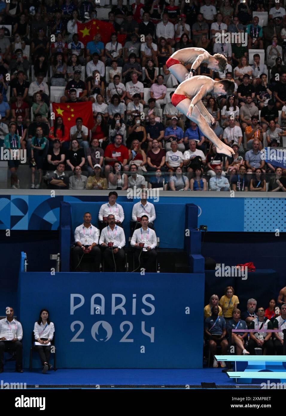 Paris 2024 aquatics centre hi-res stock photography and images - Alamy