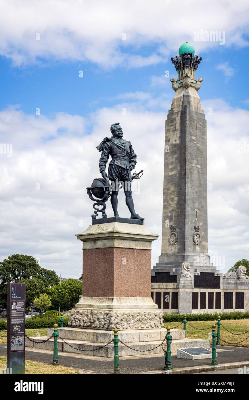 Sir Francis Drake statue and the Naval War Memorial at Plymouth Hoe in ...