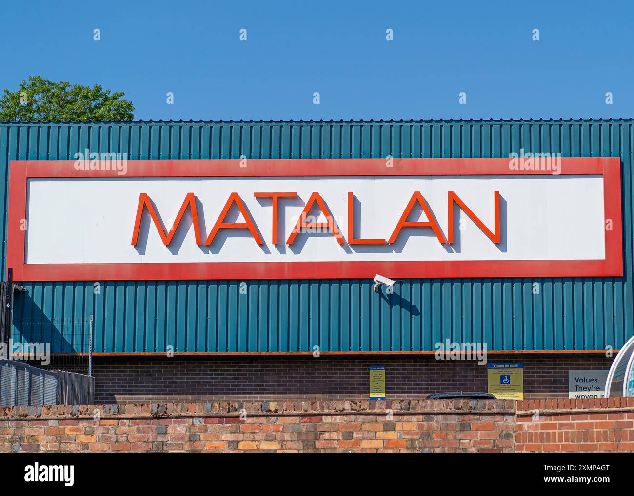 Matalan sign hi-res stock photography and images - Alamy