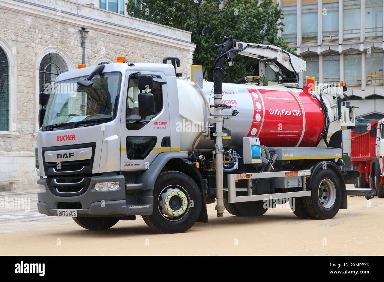 BUCHER MUNICIPAL GULLYFLEX C80 DAF LF GULLY-CLEANING TRUCK Stock Photo ...