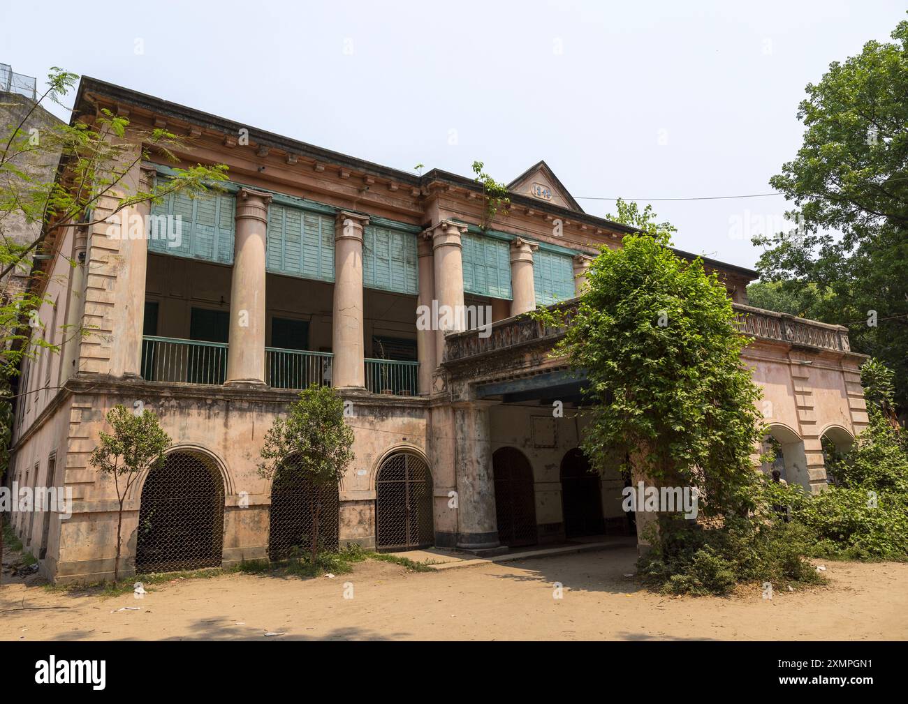 Fomer british colonial building, Dhaka Division, Dhaka, Bangladesh ...