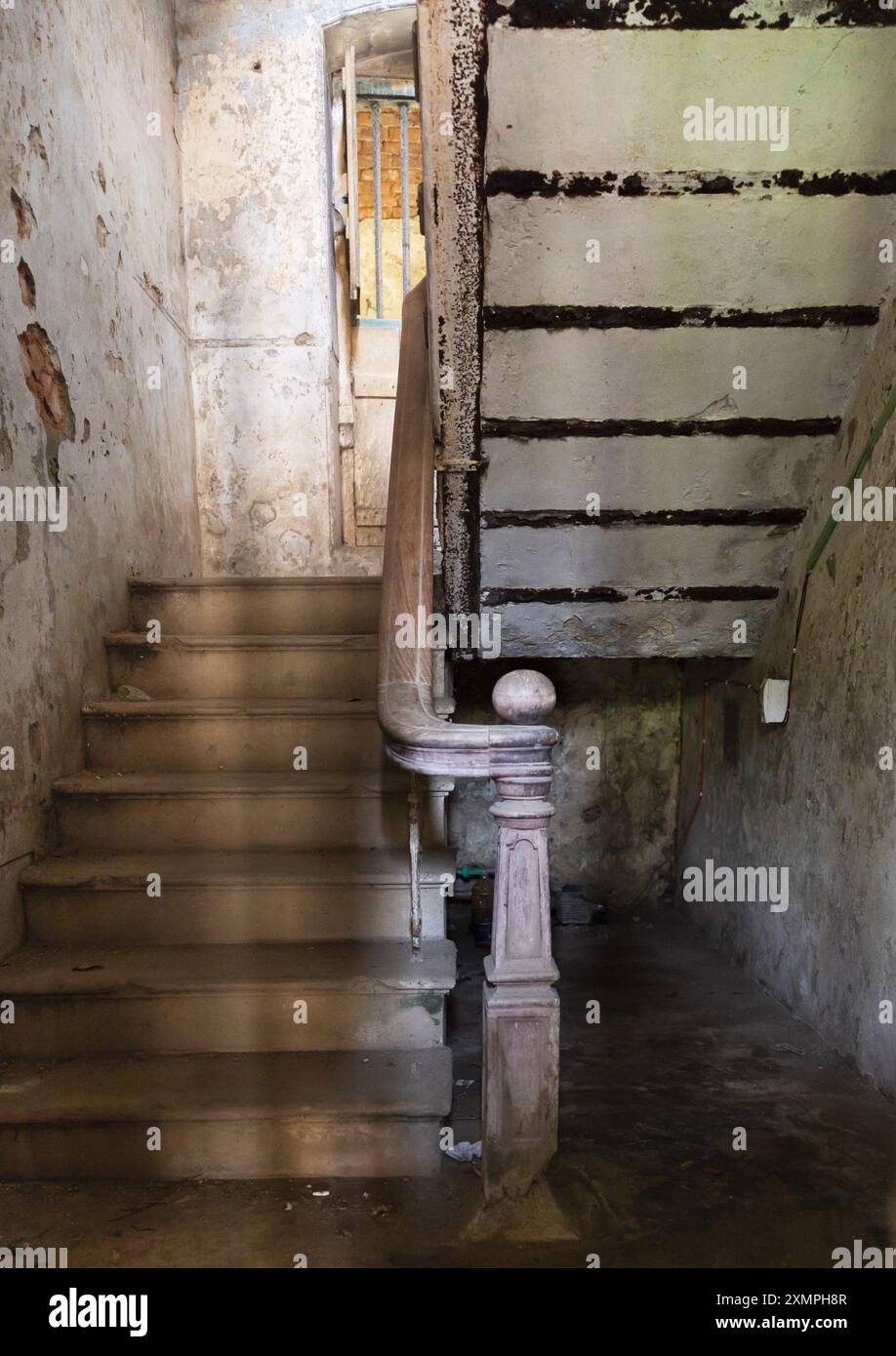 Old stairs in Pakutia Zamindar Bari, Dhaka Division, Nagarpur ...