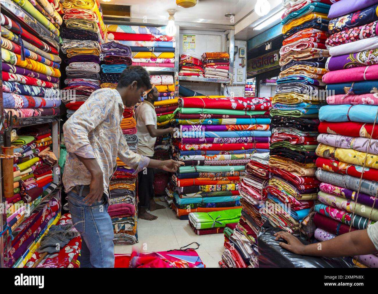 Bangladeshi street picture hi-res stock photography and images - Alamy