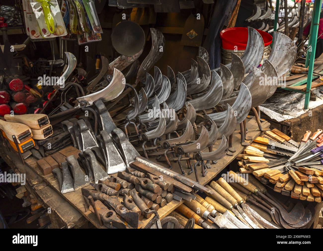 Bangladesh dhaka trade hi-res stock photography and images - Alamy