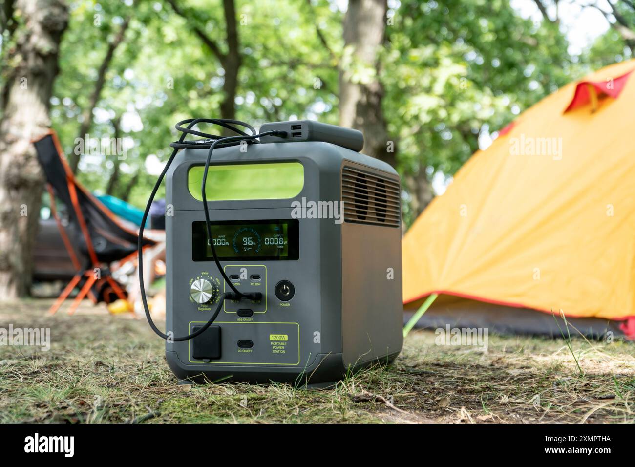 Portable power station with lithium ferrophosphate battery charging ...