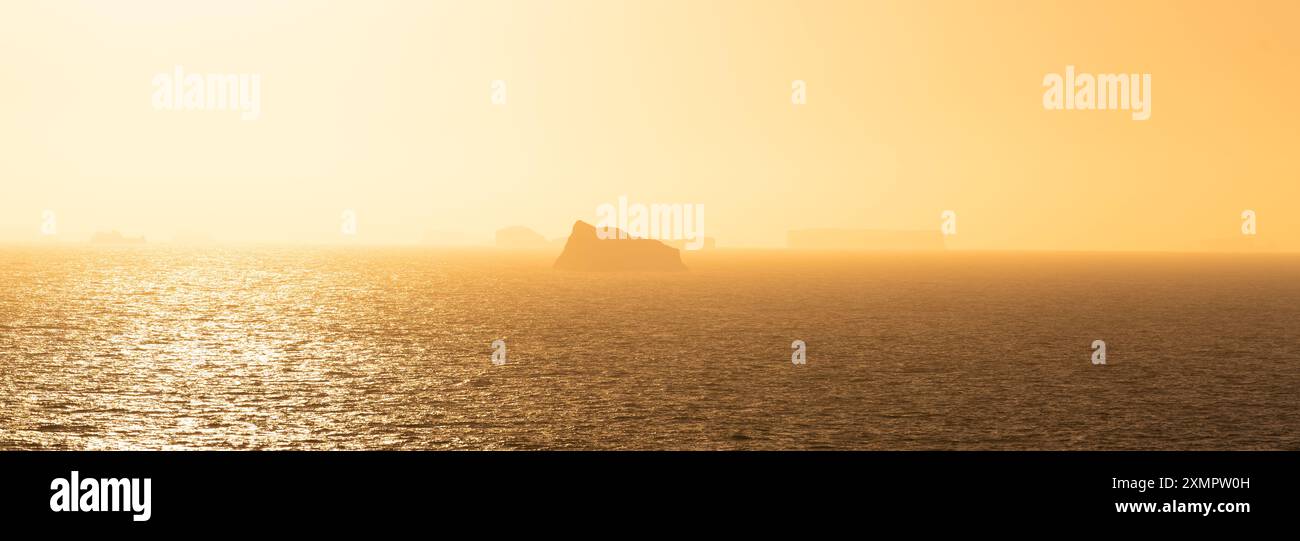 Antarctica Background Sunset Golden Heavenly Light Glorious Frozen ...