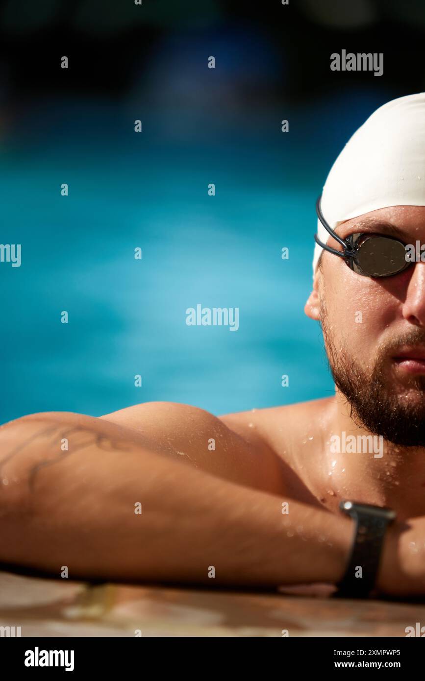 Muscular male swimmer wearing swim hi-res stock photography and images ...