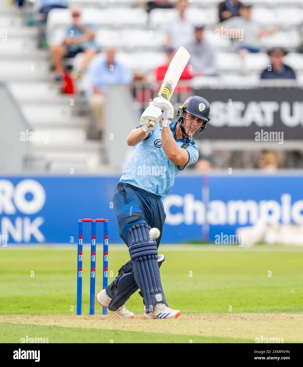 Metro bank cricket hi-res stock photography and images - Alamy
