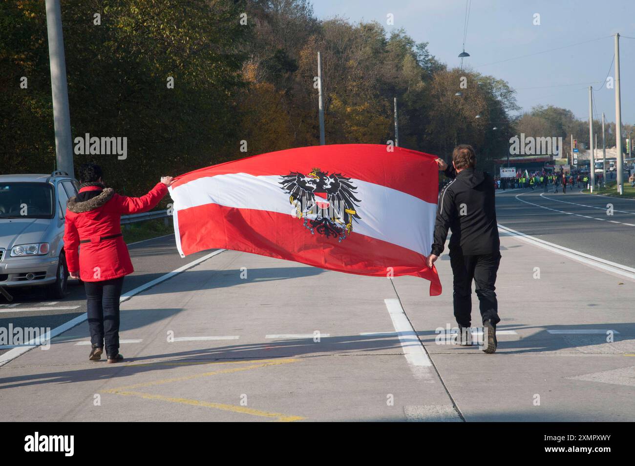 Resistance and demonstration as normality in a democracy Resistance and ...