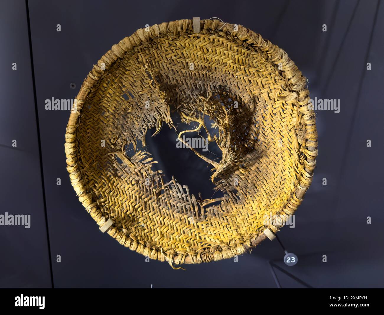 A pre-Hispanic Native American twill-plaited ring basket form the Kayenta Anzasazi Culture ...