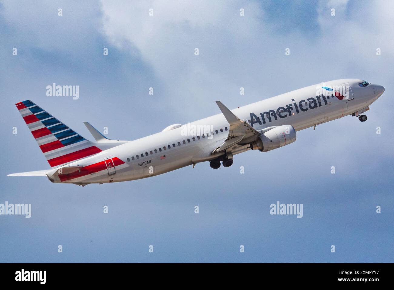 American Airlines b737 Stock Photo - Alamy