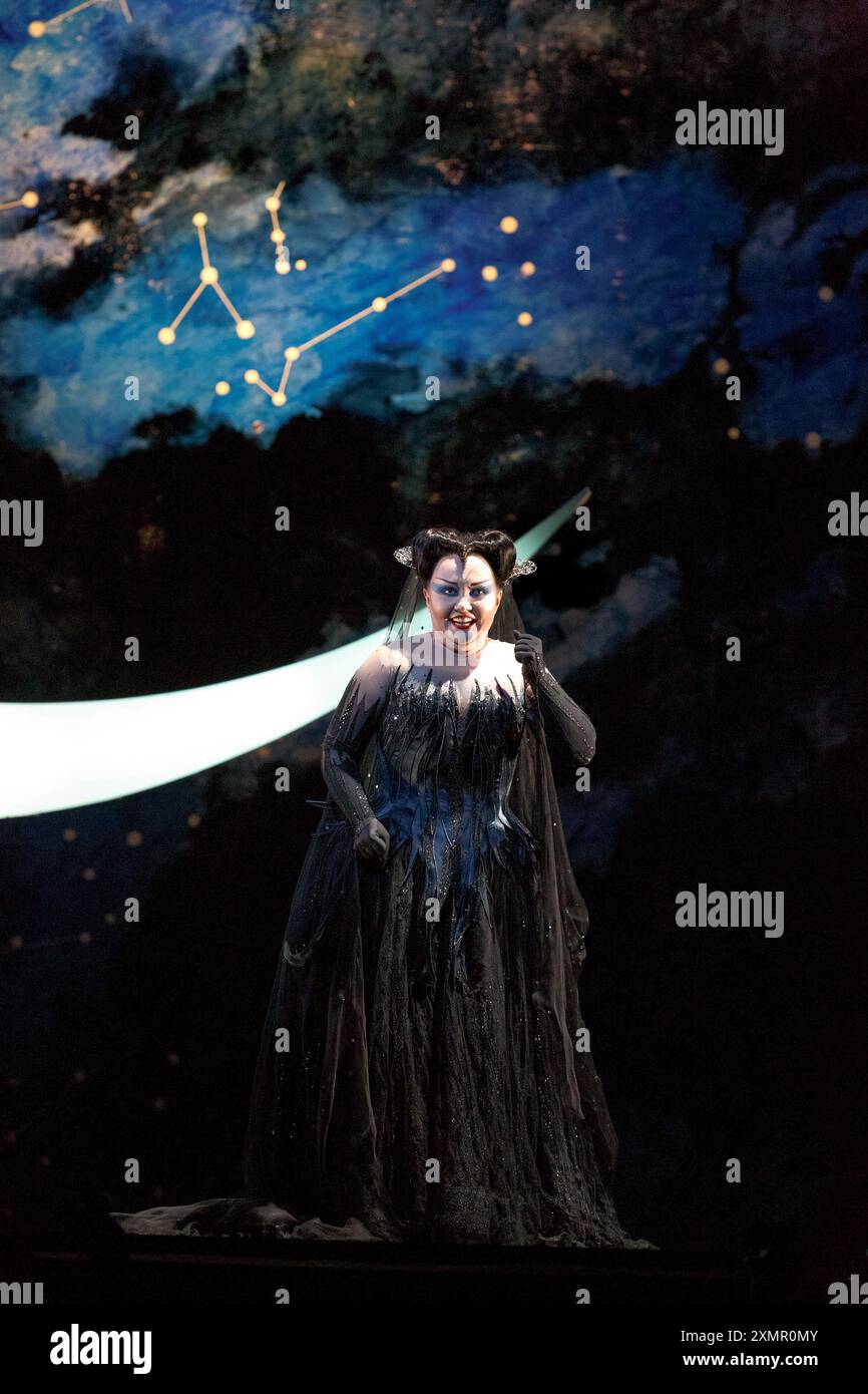 Albina Shagimuratova (Queen of Night) in DIE ZAUBERFLOTE by Mozart at ...