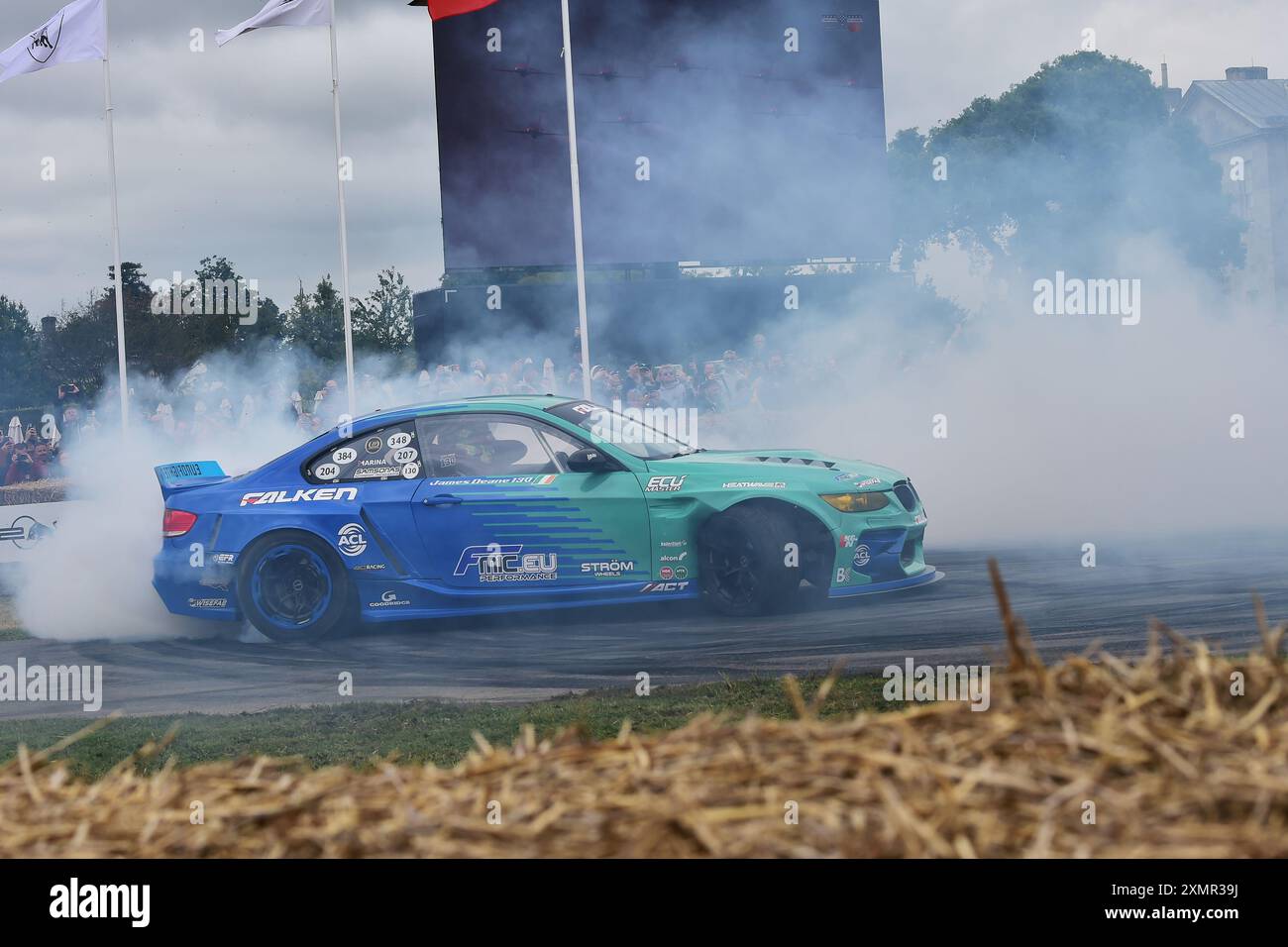 James Deane, BMW E92 M3, The art of turning tyres into smoke in an artistic manner whilst ...