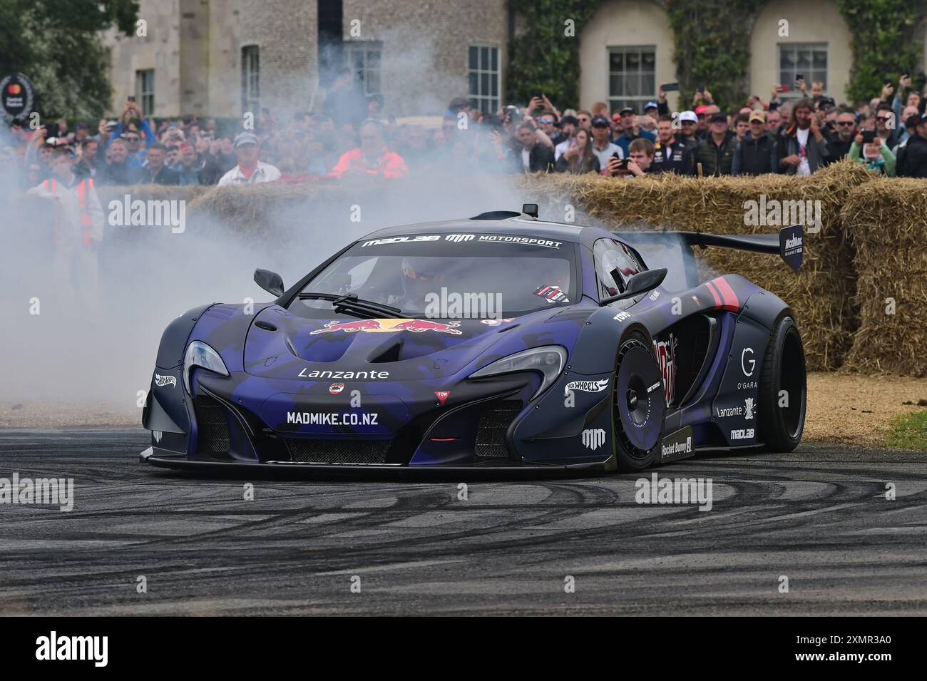 Mike Whiddett, Mad Mike, McLaren P1 GTR 650S GT3, The art of turning ...