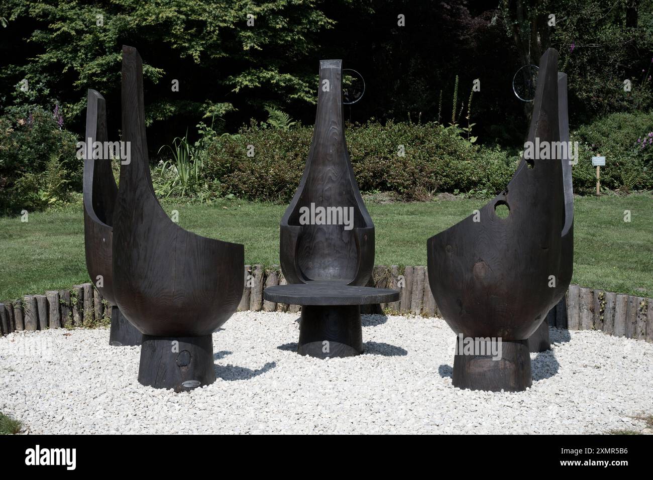 Contemplation Circle by Liam O'Neill at The Himalayan Garden ...