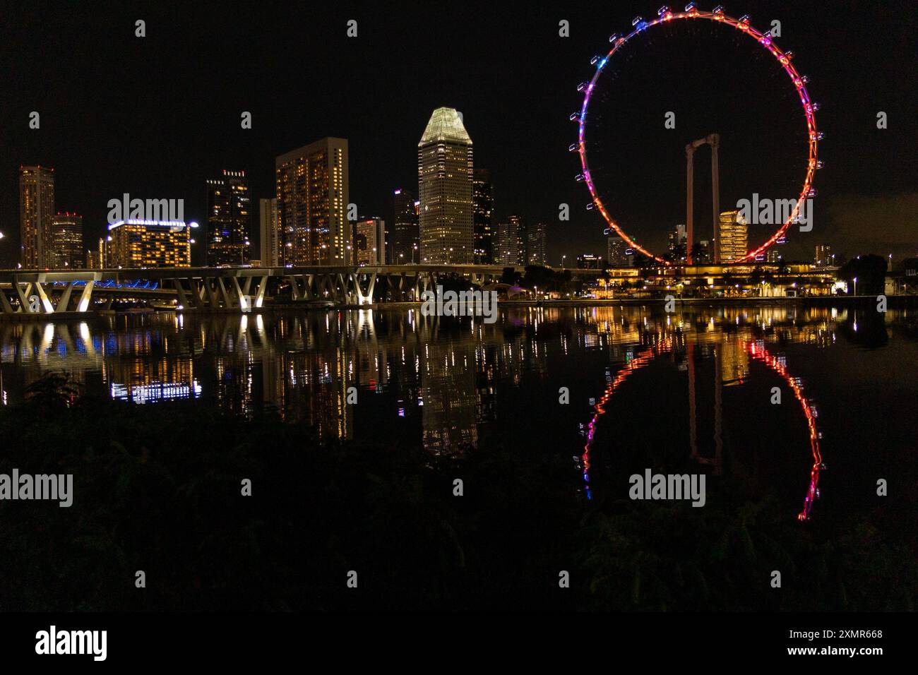 Singapore night tours hi-res stock photography and images - Alamy